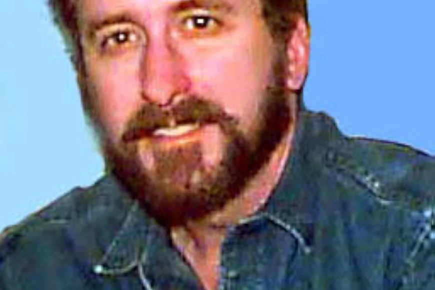 Fraser Clarke Heston Net Worth, Relationships, Age/Birthdate & Birthday Facts - MoPawa